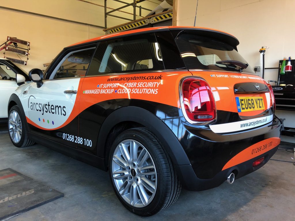 Car Graphics - Universal Graphix